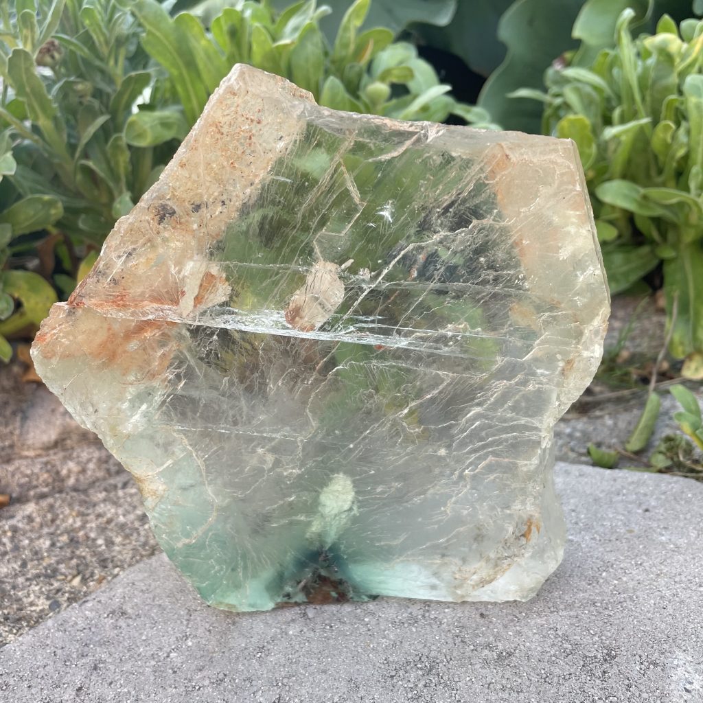 Baryte Rare grande forme libre, Maroc - La Porte des Secrets