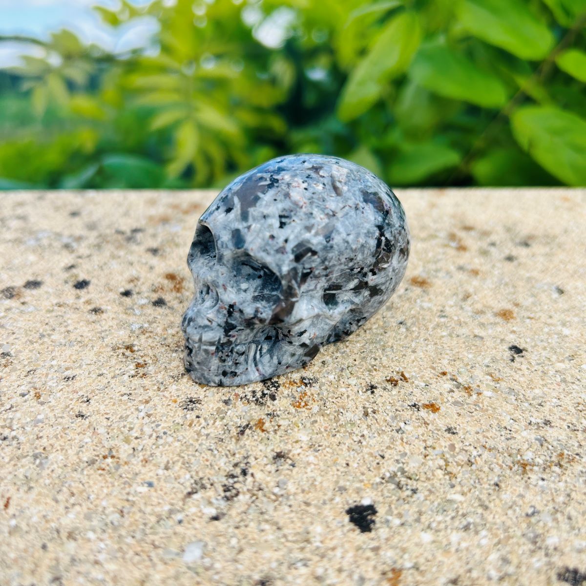 Crâne en Yooperlite (pierre de feu) 6 cm - pierre unique dans le monde ...