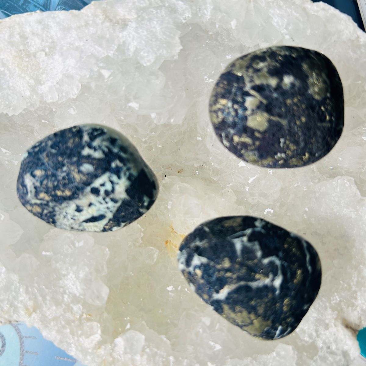 Covelline de Russie - Pierre extrêmement rare - La Porte des Secrets